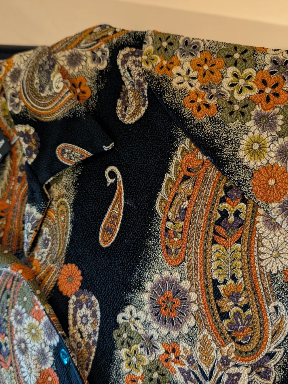 Positive Attitude | Tops | Flower Power Earth Tone Daisy Paisley ...